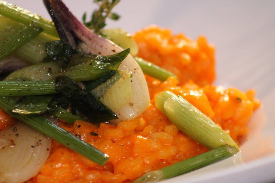 Risotto de morrones asados y vegetales salteados | Santiago Giorgini